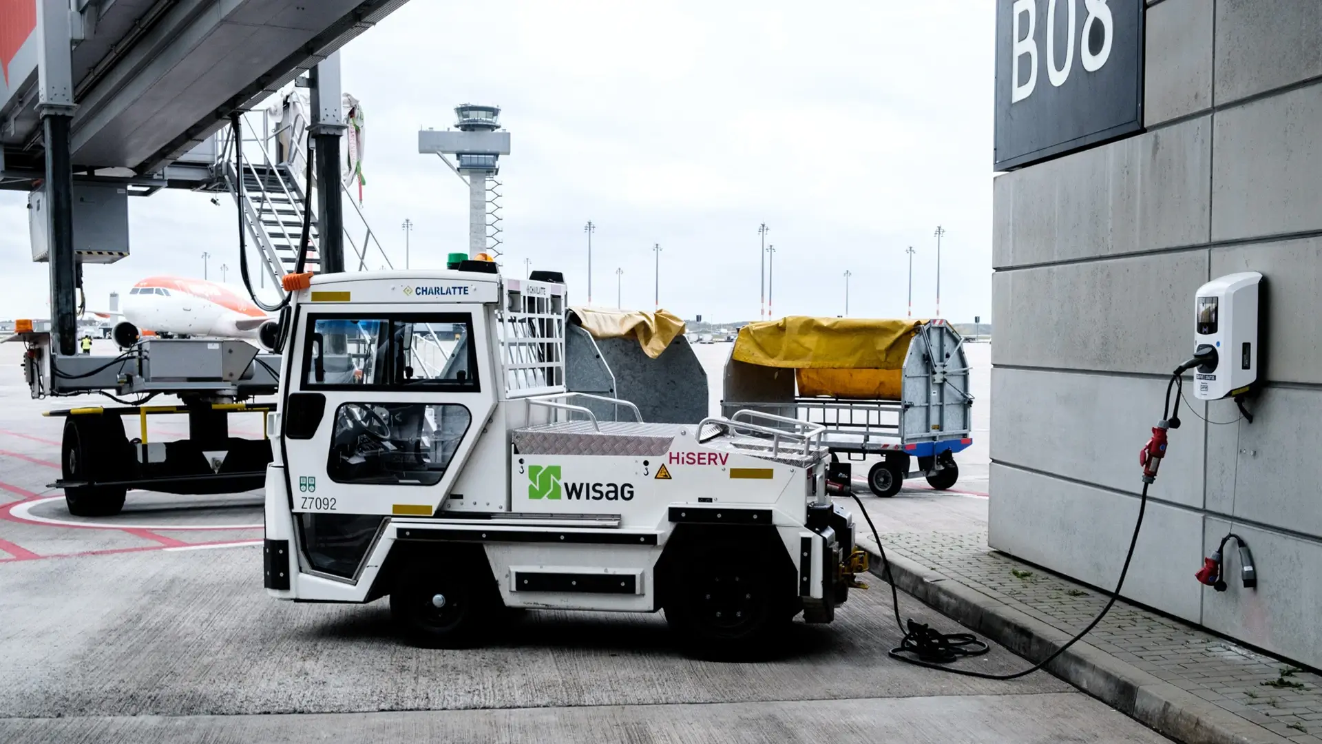 Equipping airports with EV charging: What you need to know | Virta
